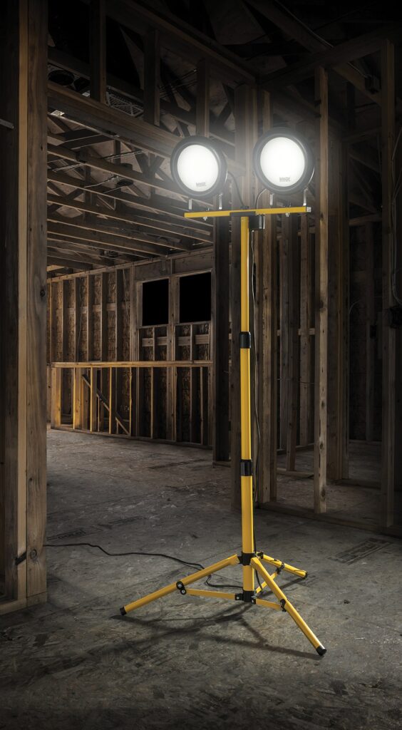 Defender DF4000 E705625 Twin Head LED Site Light 110V - Generators Direct