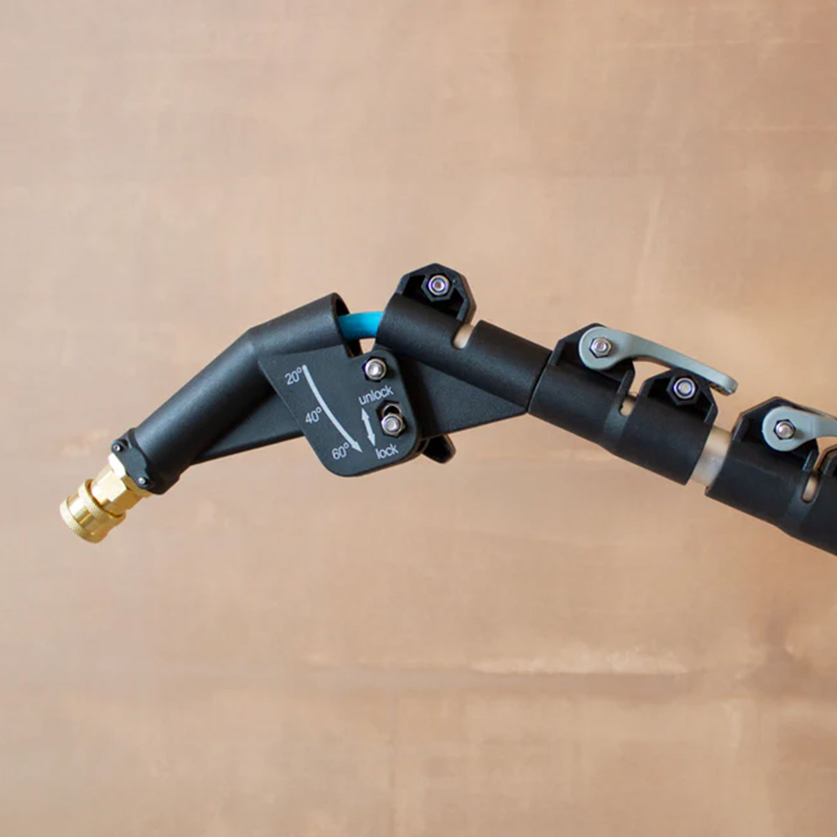 AquaReach Pro 5.4m Lightweight Telescopic Lance with Harness